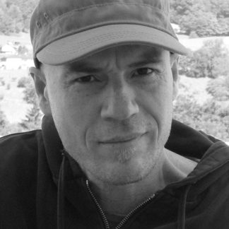 Contact - Éditions Petit à Petit